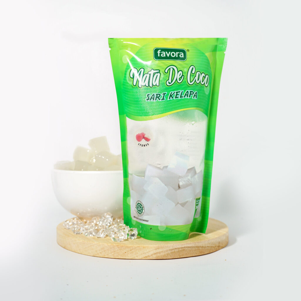 Favora Nata de Coco Lychee 360g – PT INTI EKA TRADING